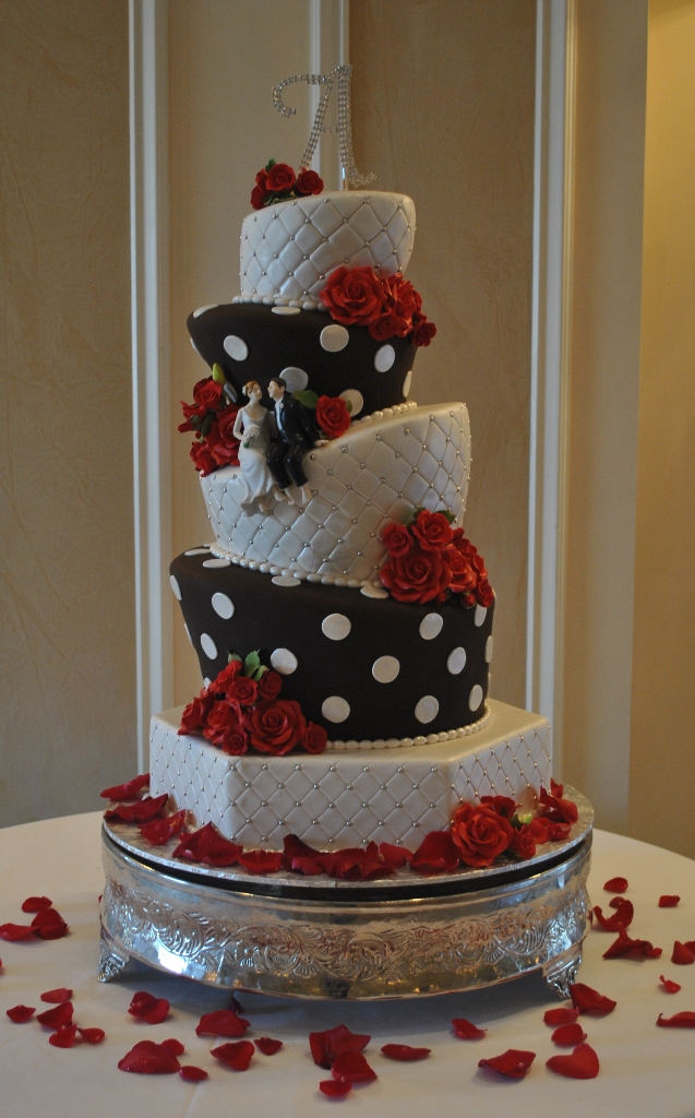The Cake Zone: Topsy Turvy Wedding Cake