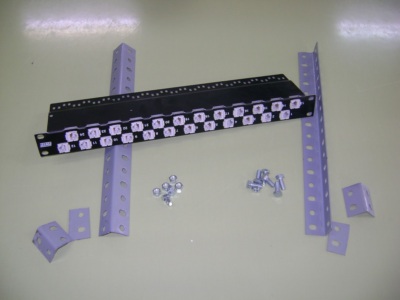 FORMACIÓN PROFESIONAL BÁSICA. Electricidad-Electrónica: MONTAJE DE UN RACK