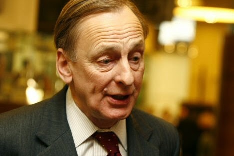 Art Hostage: August 2014