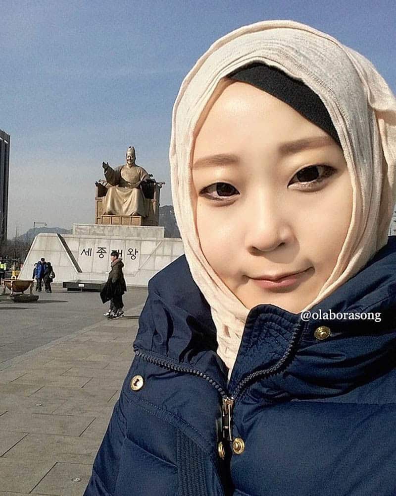 Kenali Song Bora, Instafamous Dari Korea Selatan Yang Bergelar Mualaf ...