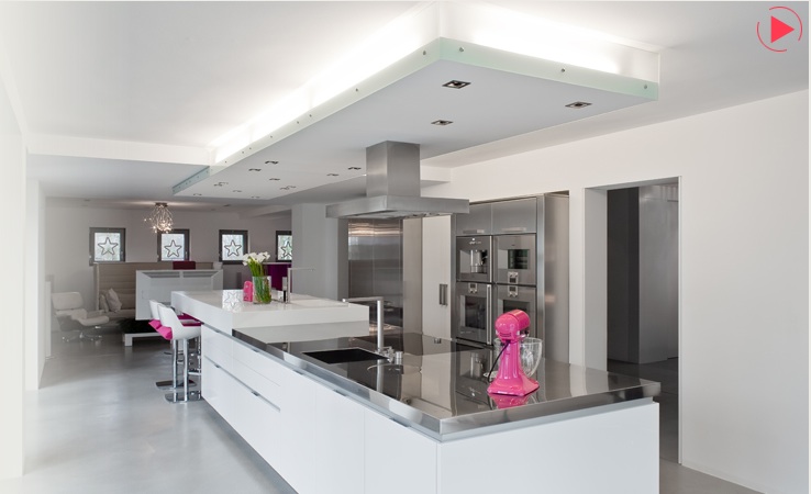 Maison Grace: Boffi Koeln Pink and White Kitchen Maison Grace: Boffi Koeln Pink and White Kitchen