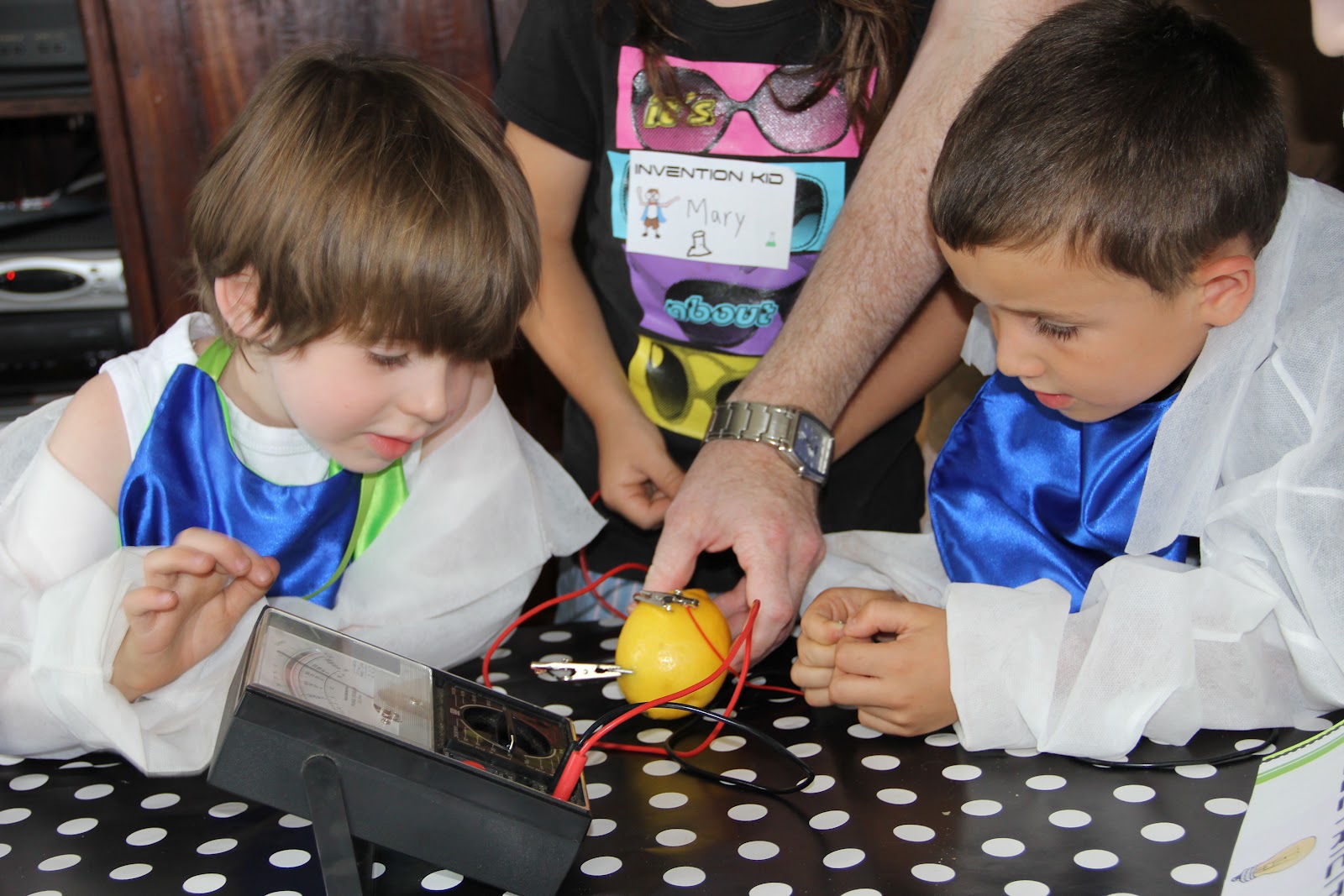 Welcome to Sillyville!!!: Science Invention Party!