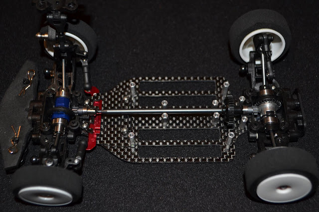 KYOSHOSAN: Mini-Z Buggy Mod with Carbon Fiber Chassis