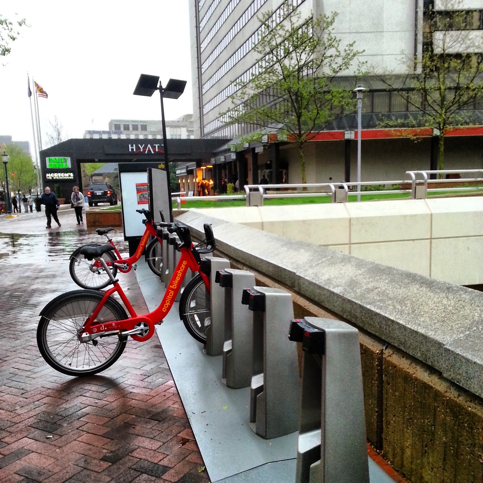 Robert Dyer @ Bethesda Row: BETHESDA METRO CENTER CAPITAL BIKESHARE ...