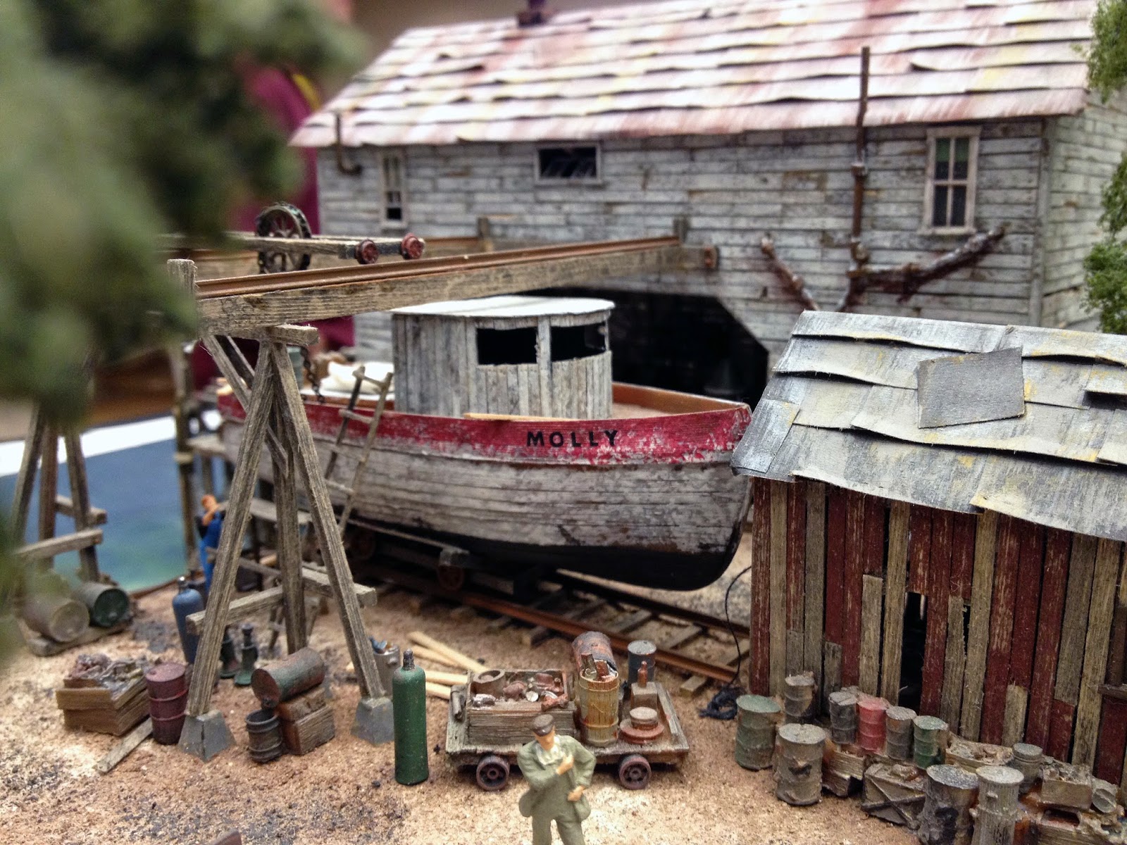 Trackside Scenery: Another diorama from the EXPO contest