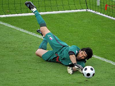 Encyclopedia 9: The best goalkeeper in the world today