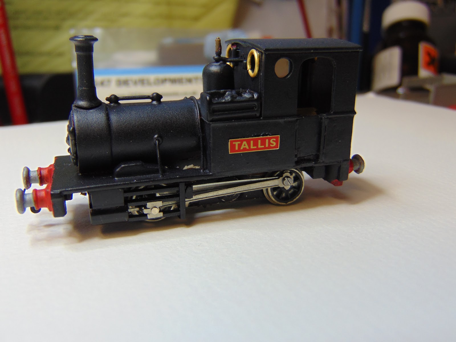 Dorset Railway Modelling: 009 Kitbuilt Tallylyn Loco.
