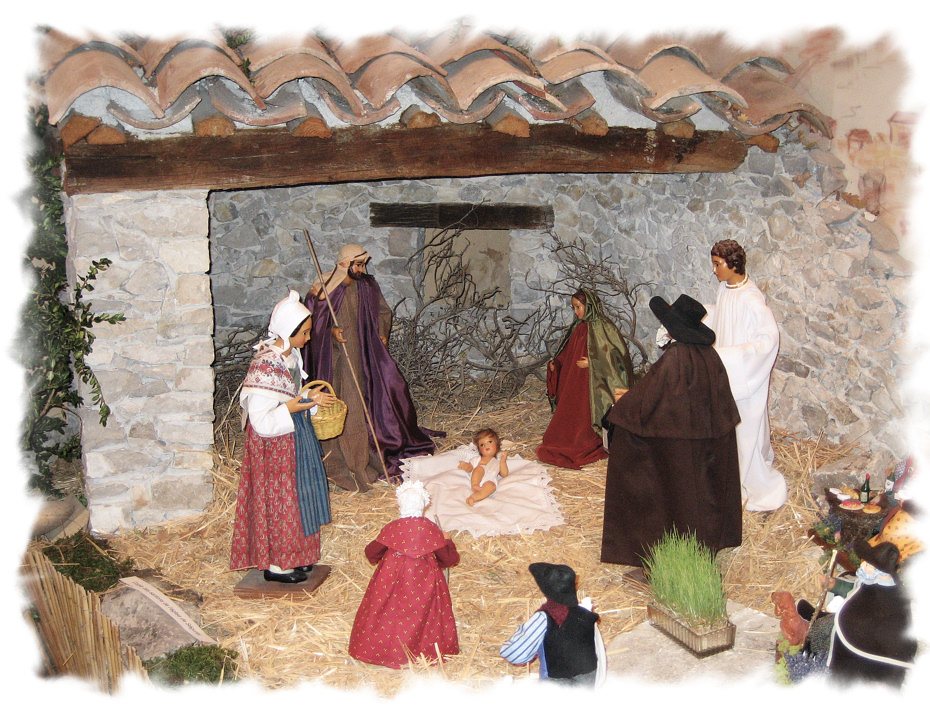 Sablet HOME - Your Home in Provence: Santons - Provence's Little Saints