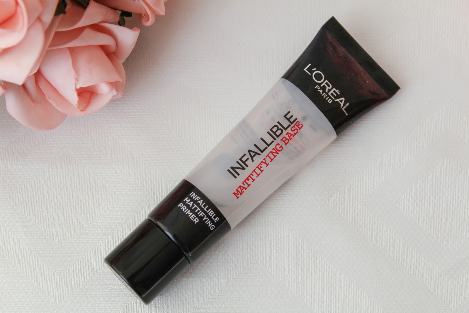 L'Oreal Infallible Mattifying Primer | Review - Caitlin's Corner