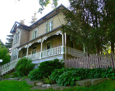 The Dusty Victorian: Victorian Veranda - work in progress