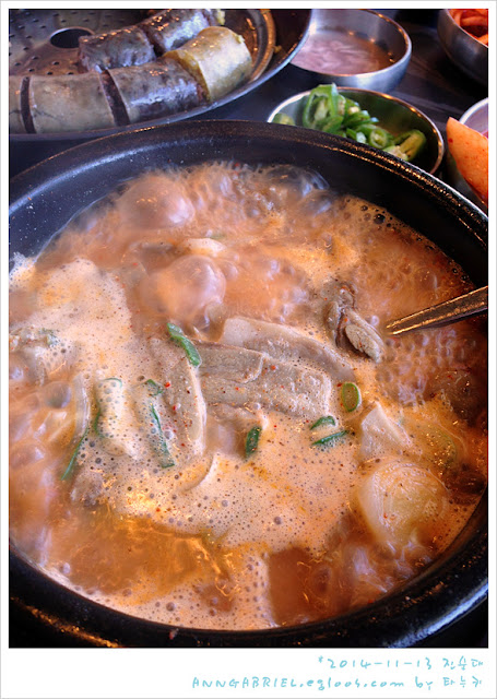 [Food] Sundaeguk (순댓국, Korean sausage soup) ~ peacebreeze