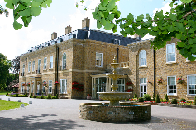 BedandBoard: Orsett Hall - Orsett - Sept 2011