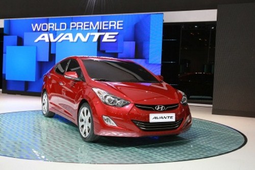 2013 Hyundai Avante Car Images