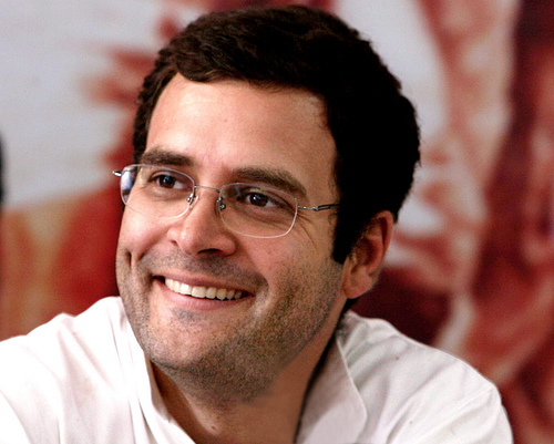 Rahul Gandhi -The Indian Dream Leader: Rahul Gandhi Biography -Early ...