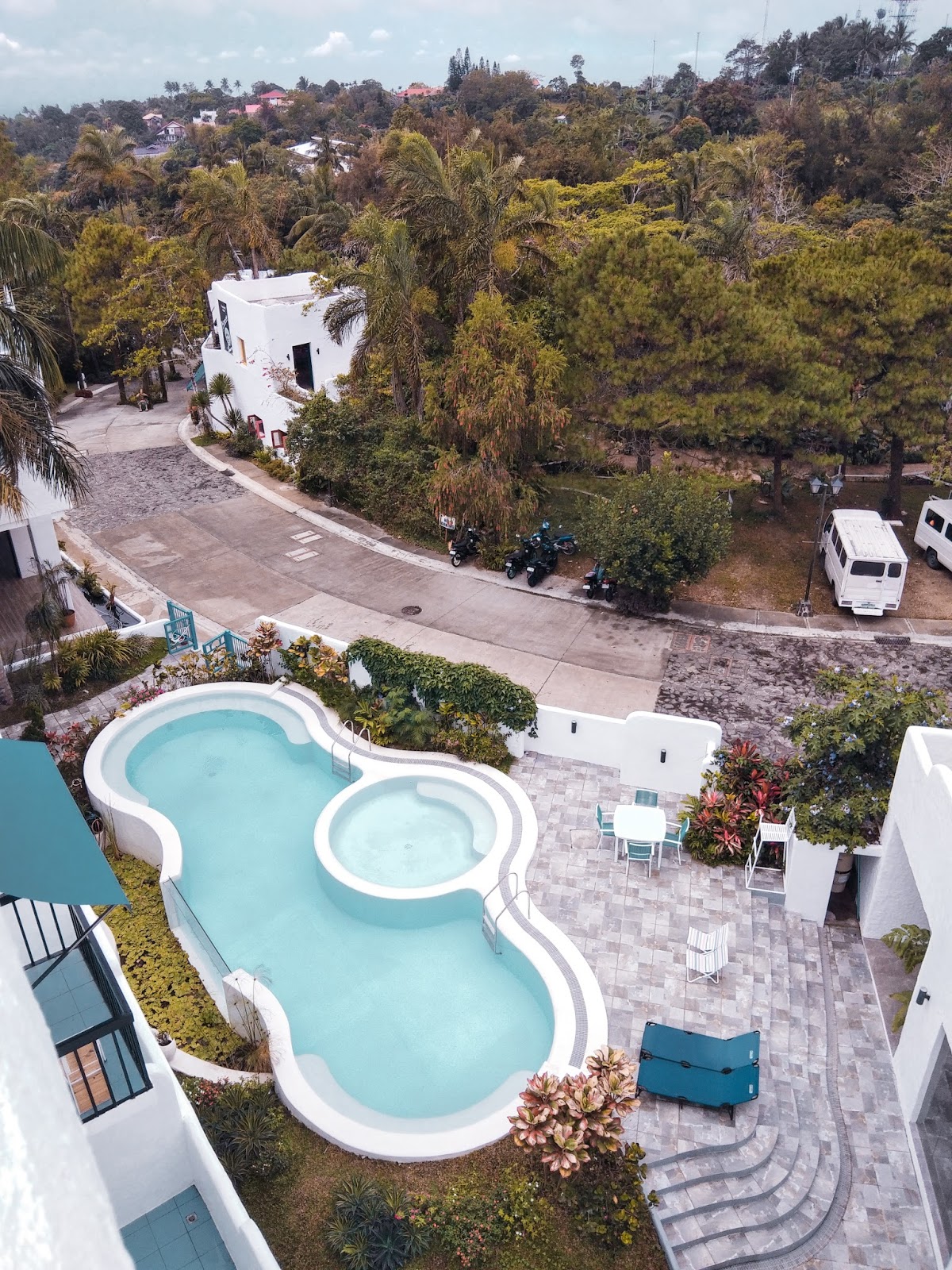 La Bella Boutique Hotel and Residences: A Santorini-Inspired Hotel in ...