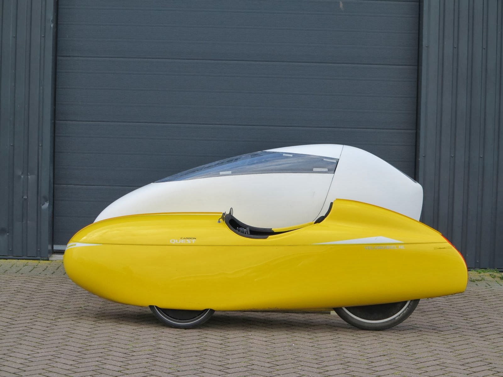 Velomobiel Quest en Wim Schermer: VeloTilt, 'the beauty and the beast'?