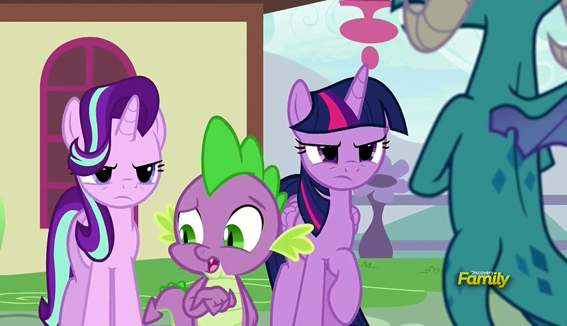 Louder Yay: Episode review: E7S15: "Triple Threat"