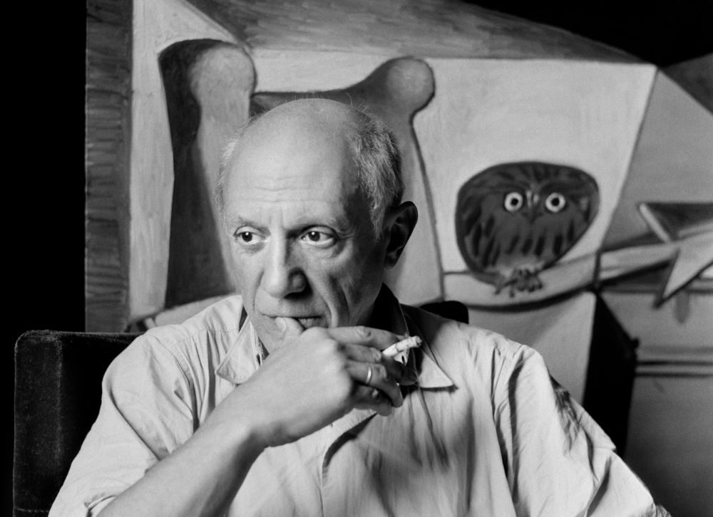 20 Amazing Vintage Photographs of Pablo Picasso in His Studios From ...