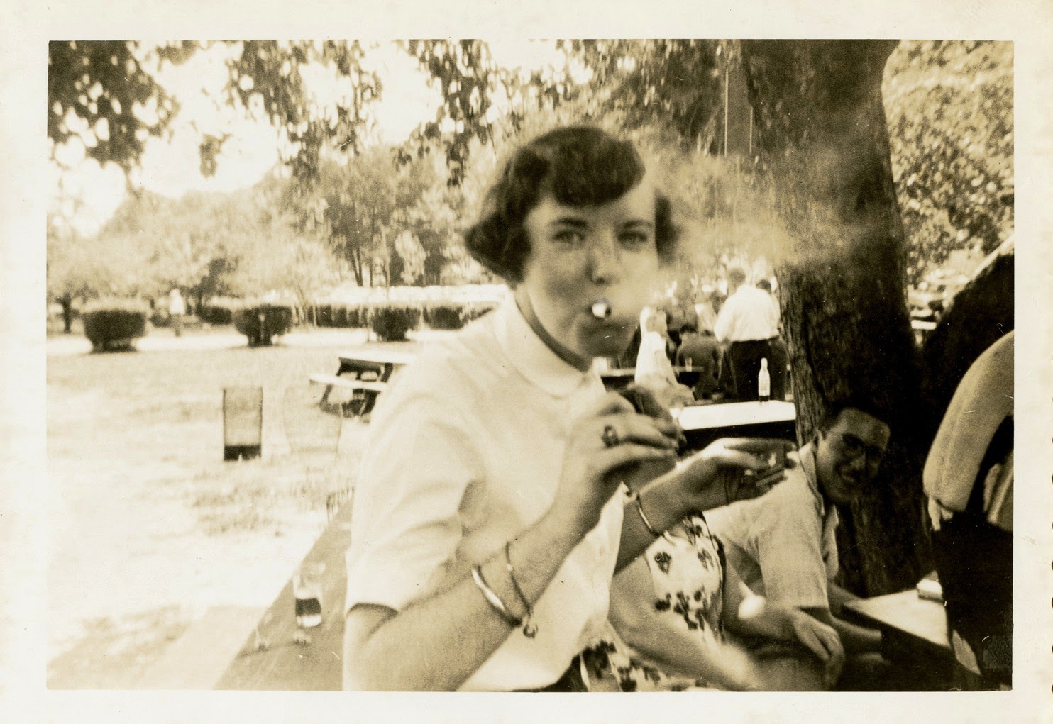 Vintage Snapshots of ‘Dangerous’ Women From Between the 1930s and 1950s ...