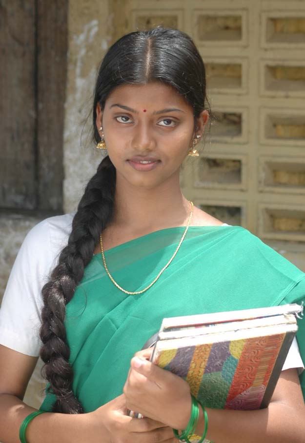 Hot And Spicy Actress Photos Gallery: Tamil Actress in Saree Photos ...