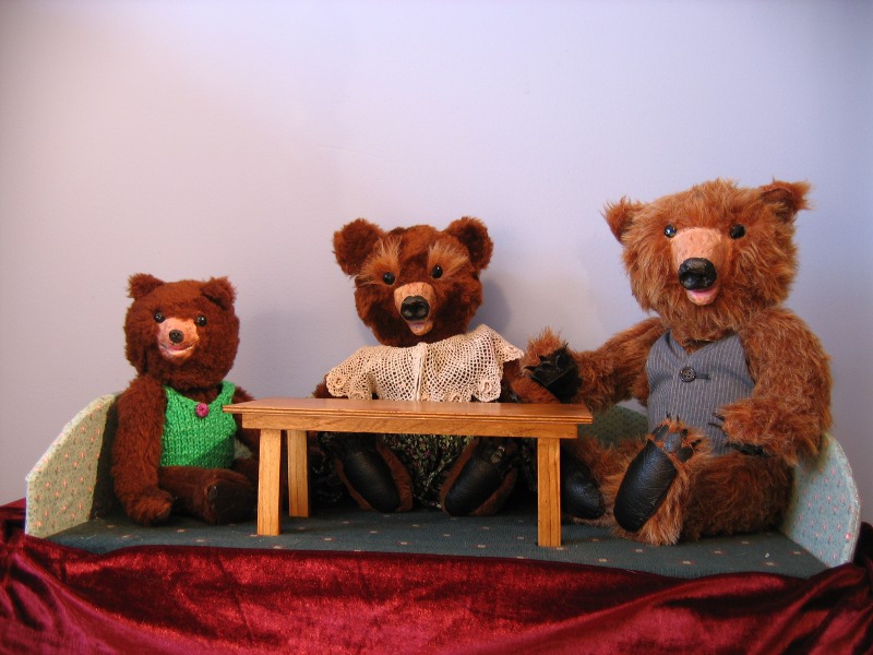 Galapagos Puppet Theater Blog: Goldilocks opens the Arlington series ...