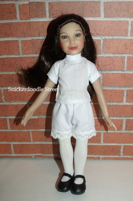 SNICKERDOODLE STREET: *REVIEW* Emmaline Dream Doll - Ginger Brook Hollow