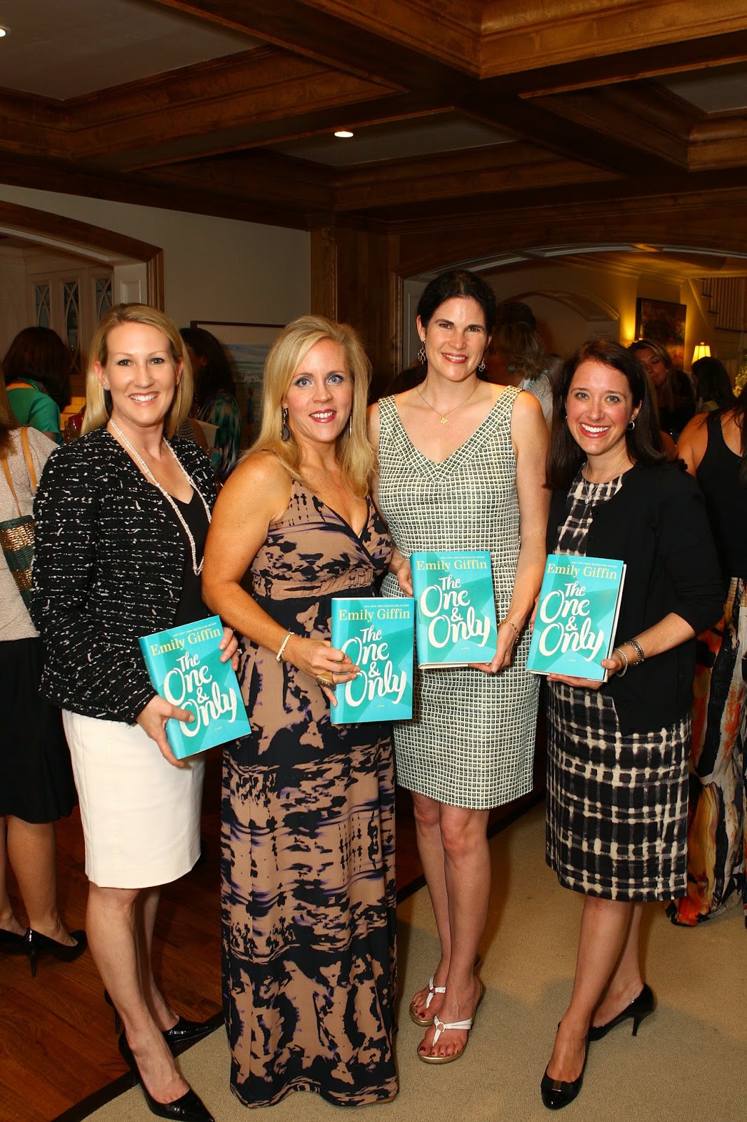 RSVP Calendar: Author Emily Giffin Joins Community Partners of Dallas ...