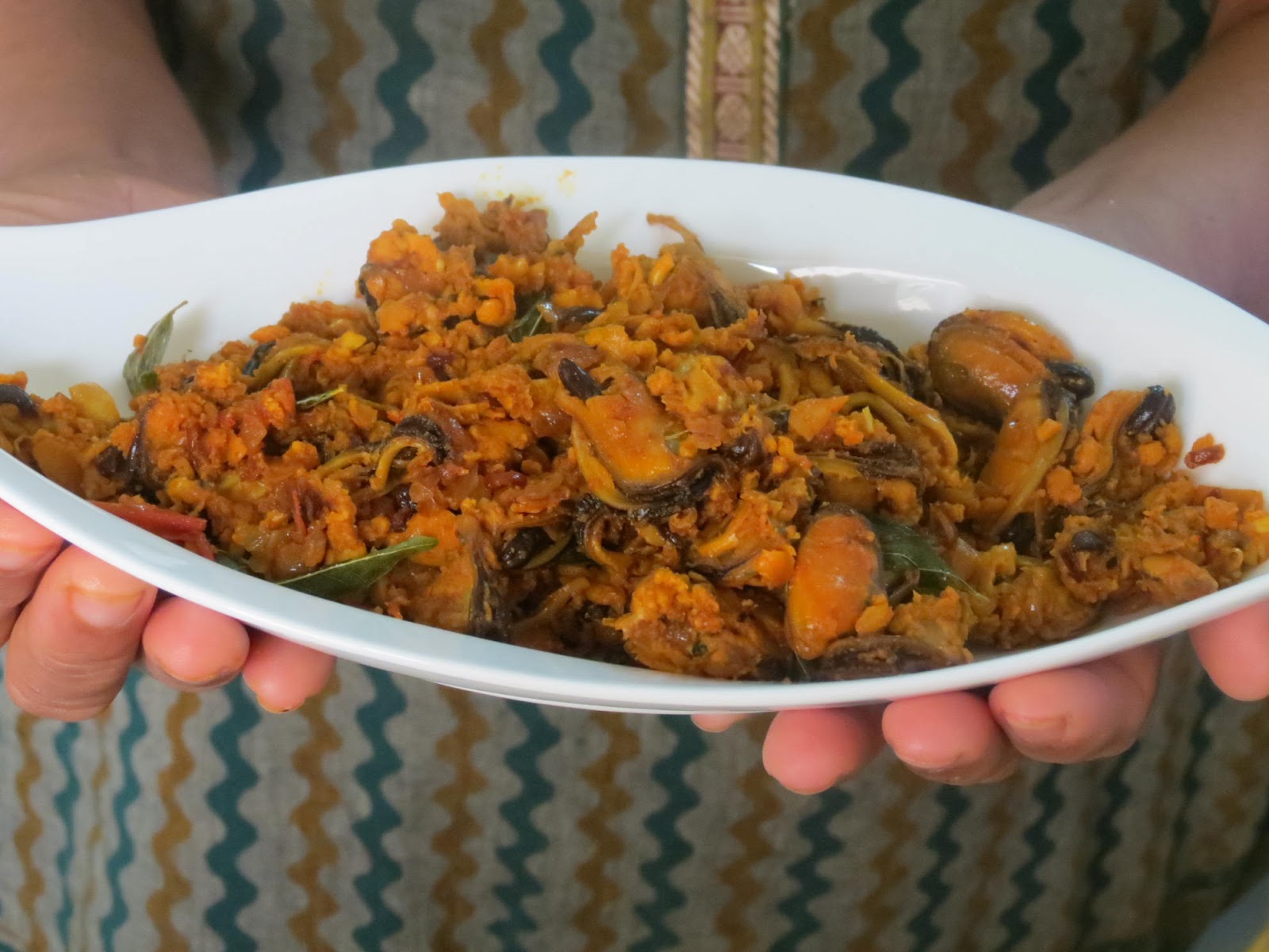 Mittu Cooking Love: Kerala Style Mussel Fry (kallumakai fry)