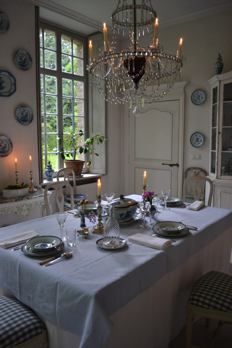 The Gustavian Style Dining Room. {The 18th Century Swedisch Design ...