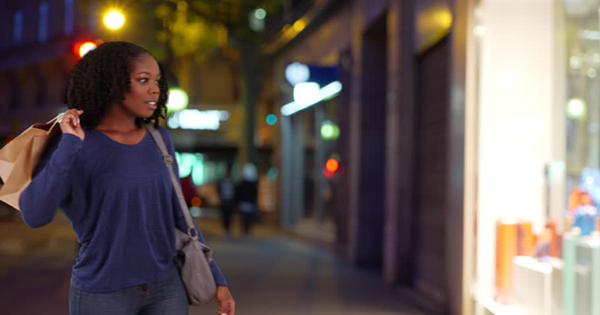 3 Creative Ways to Get People into Your Store