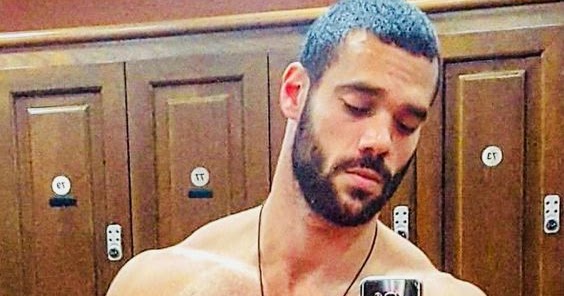 Seduced by the New...: Look at that sexy brofo right there!