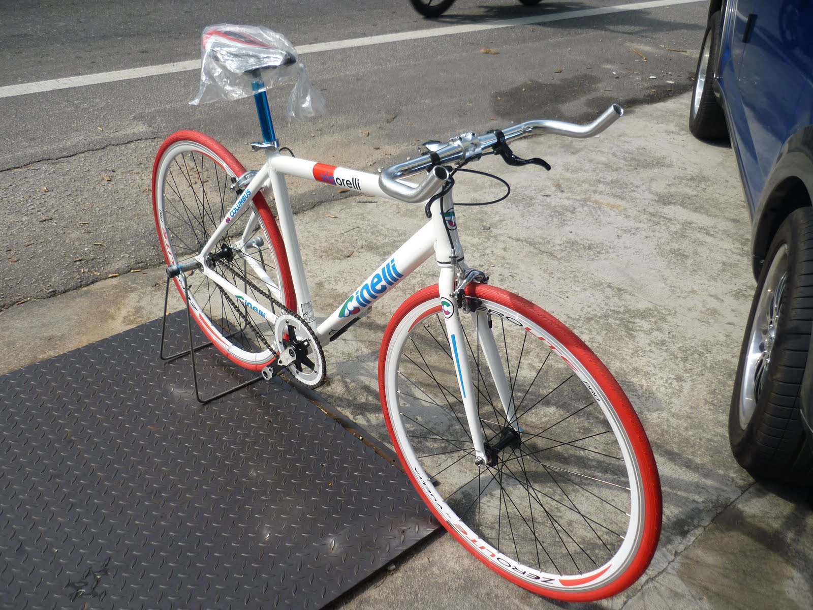 ytwocycle Trading: Fixie Bike - Cinelli (with Brakes)