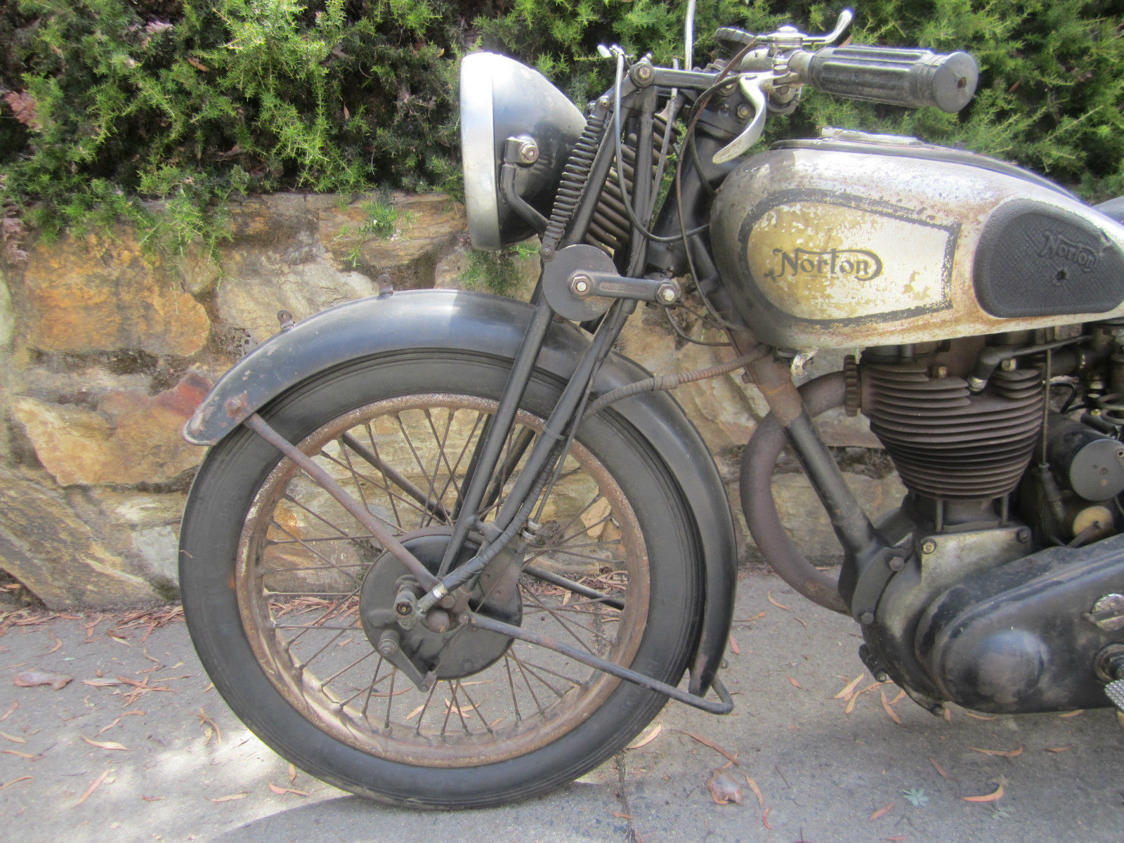 GeekBobber: 1938 Norton Model 18