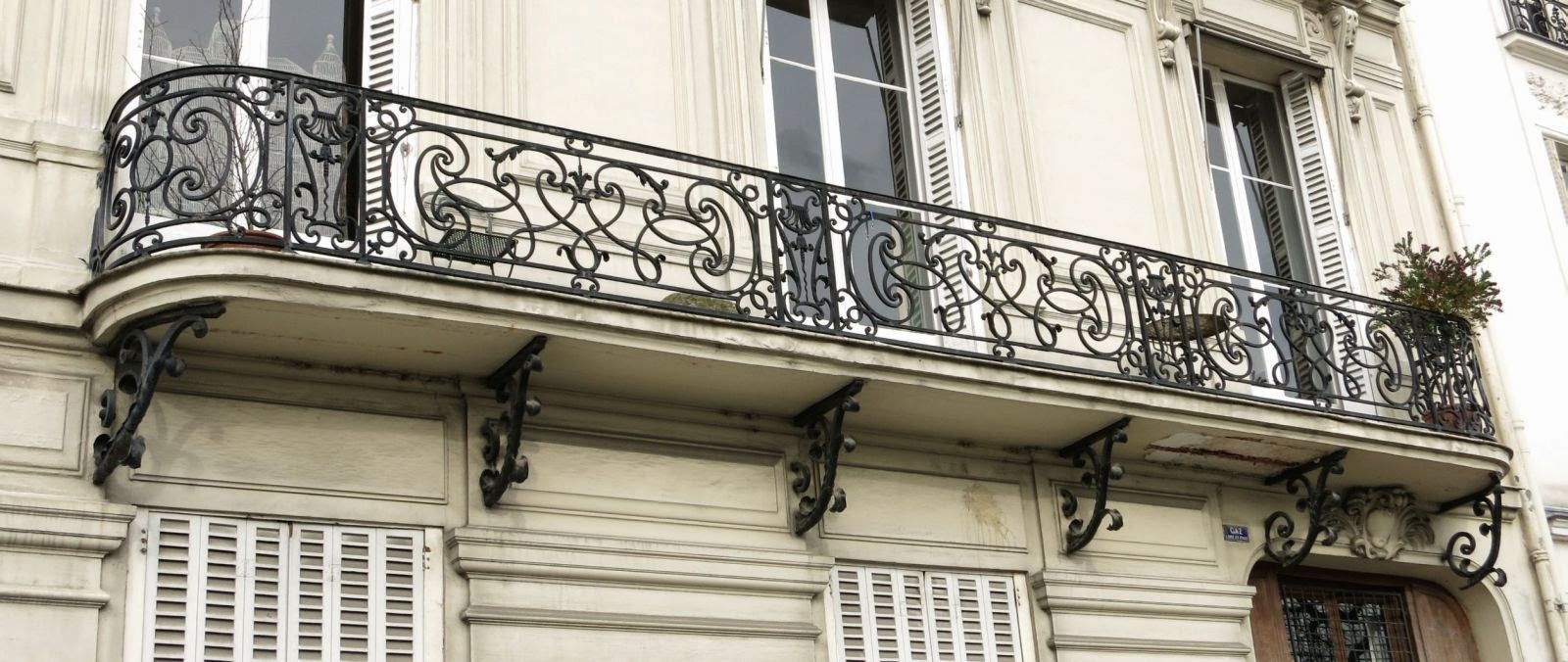 Combien ça porte ?: Balcons - Paris - Consoles métalliques
