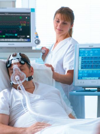 MEDICAL EQUIPMENT: Ventilator Machine Respironics Philips