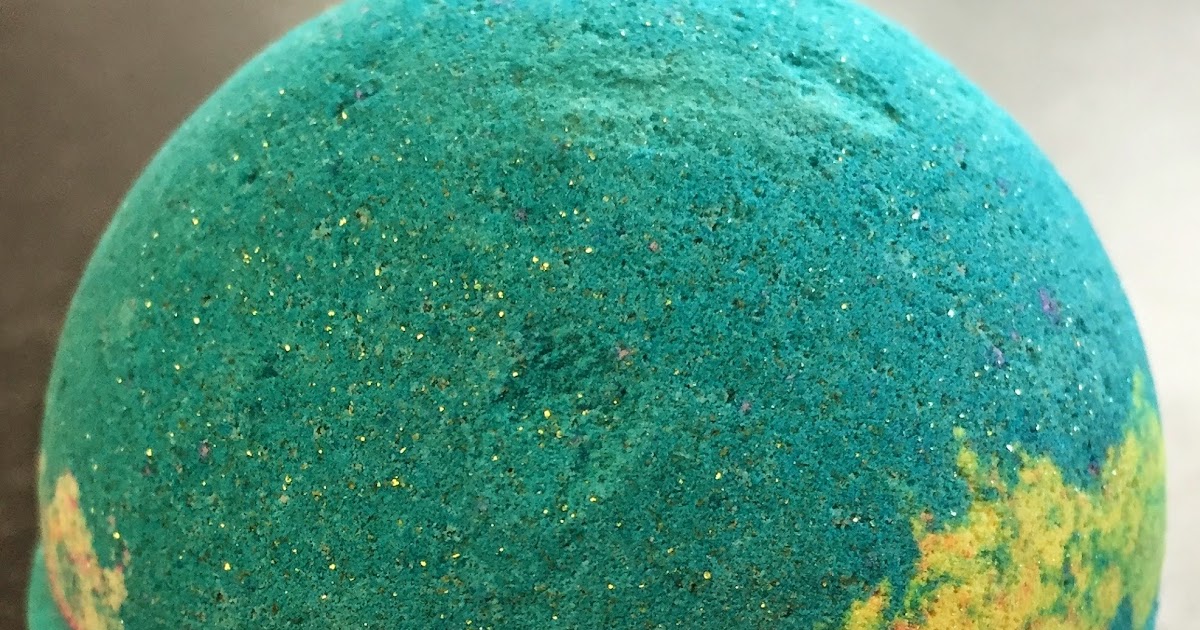 All Things Lush UK: Intergalactic Bath Bomb