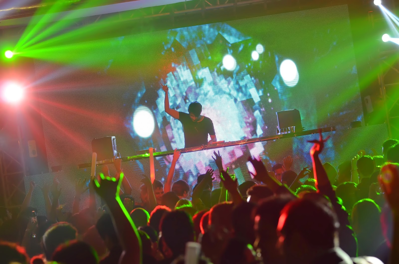 WE Travel, Leisure & Lifestyle: Top Casino Nightclubs :: Club Cubic ...