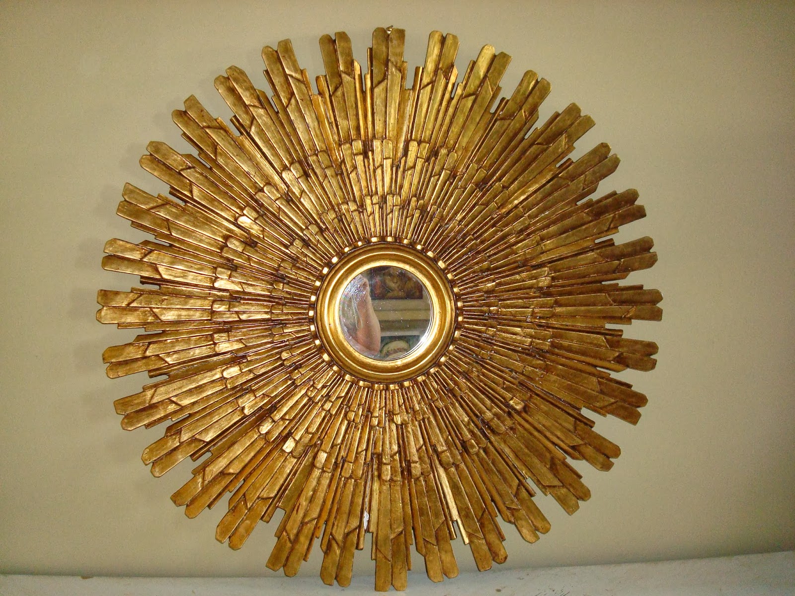 Era Antiques: Impressive Vintage Gold Leafed Wood Starburst Mirror