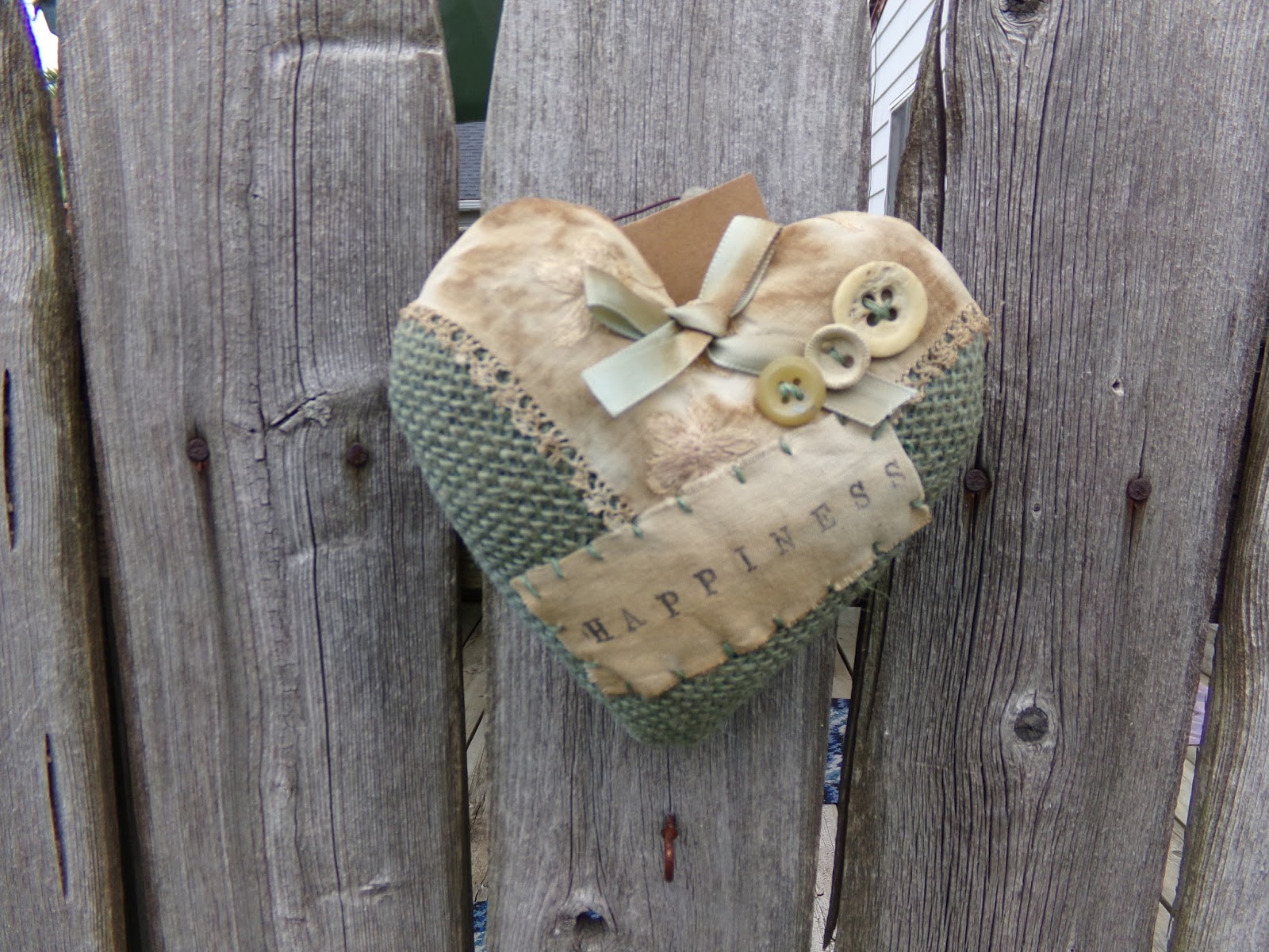 A Flower Is Never Wrong: June 28 Prims