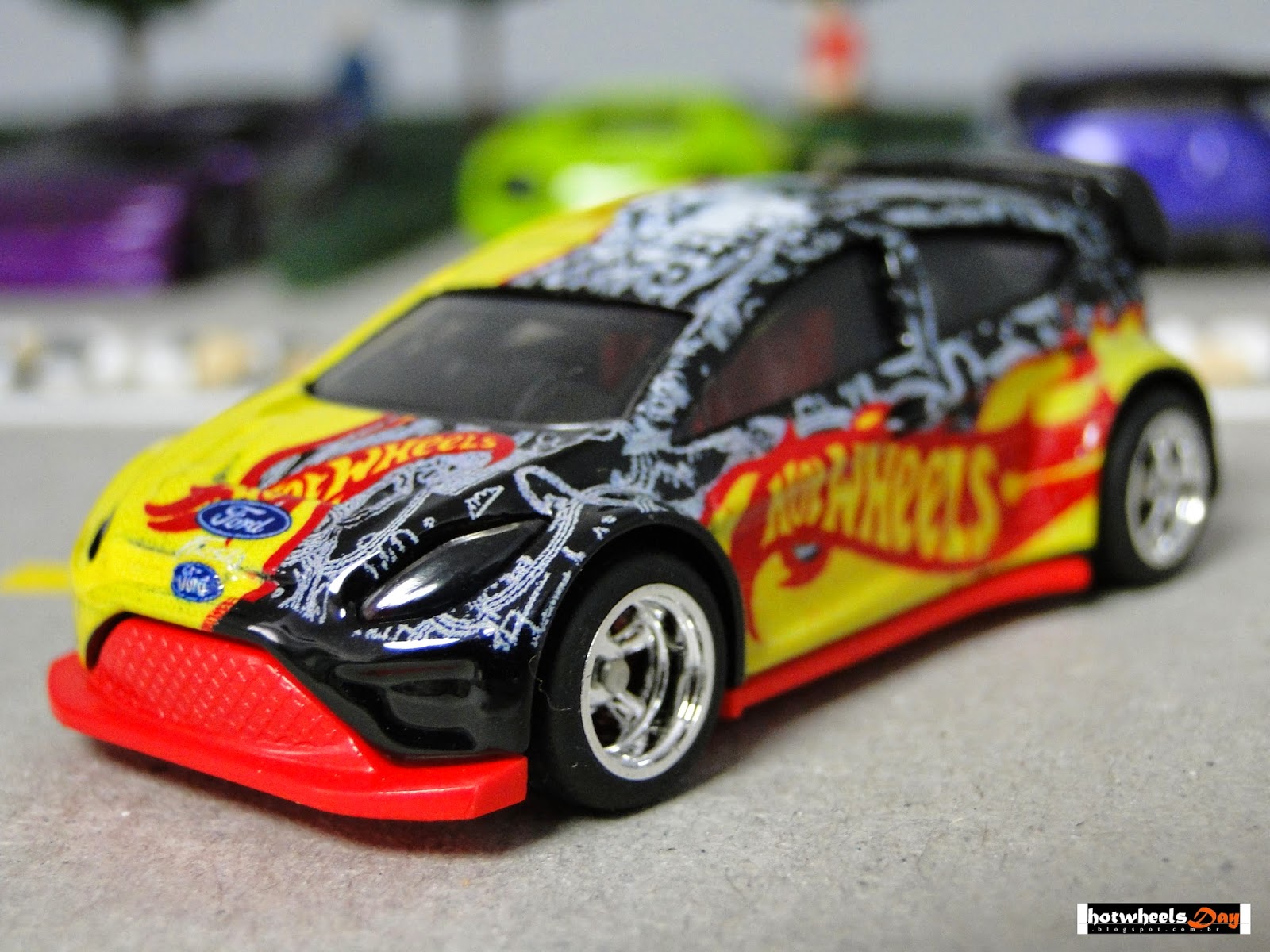 Hotwheels Day: '12 Ford Fiesta Custom - Team Hot Wheels - High Speed ...