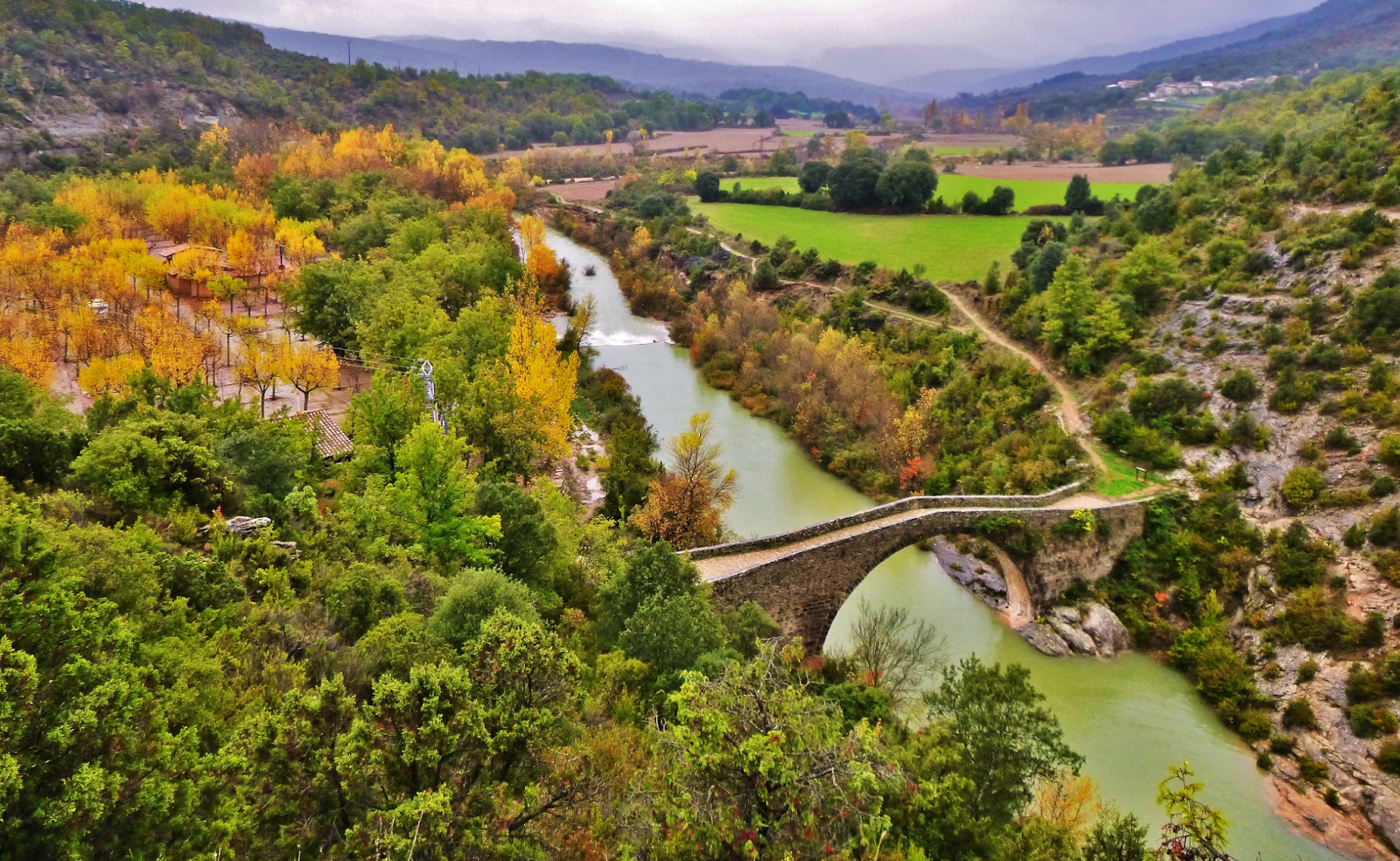 Ensueños de Guara: RODELLAR, UN MEDIO FISICO Y ETNOLOGICO PARTICULAR