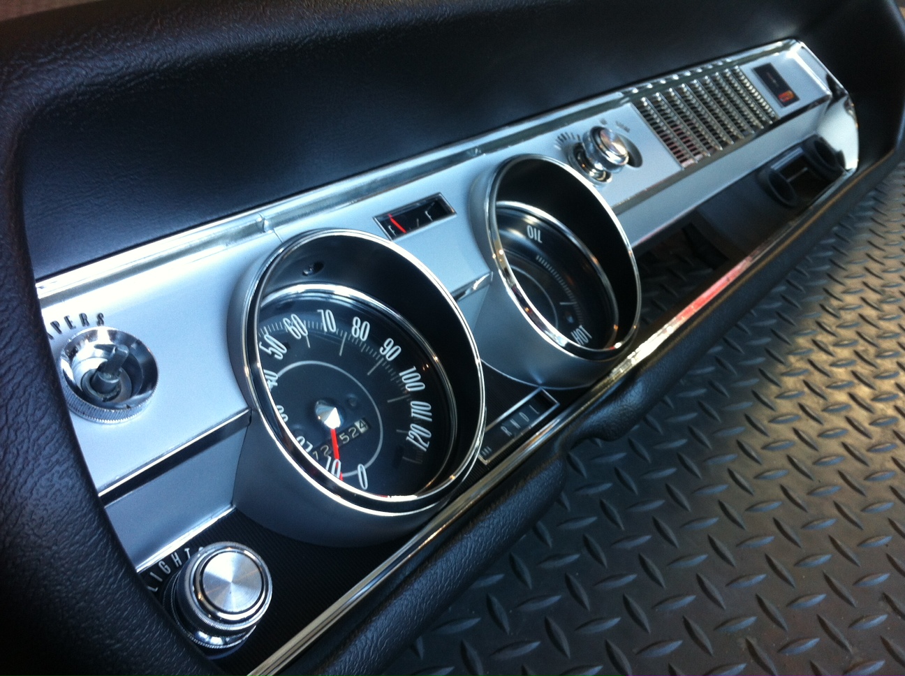 Just Dashes Production Center: 1967 Oldsmobile 442 Dash Pad, Gauges ...