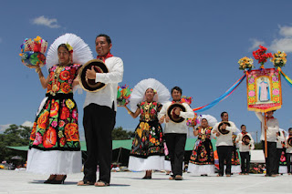 Educación Artística Promotoría Teotihuacan: VESTUARIOS DANZA