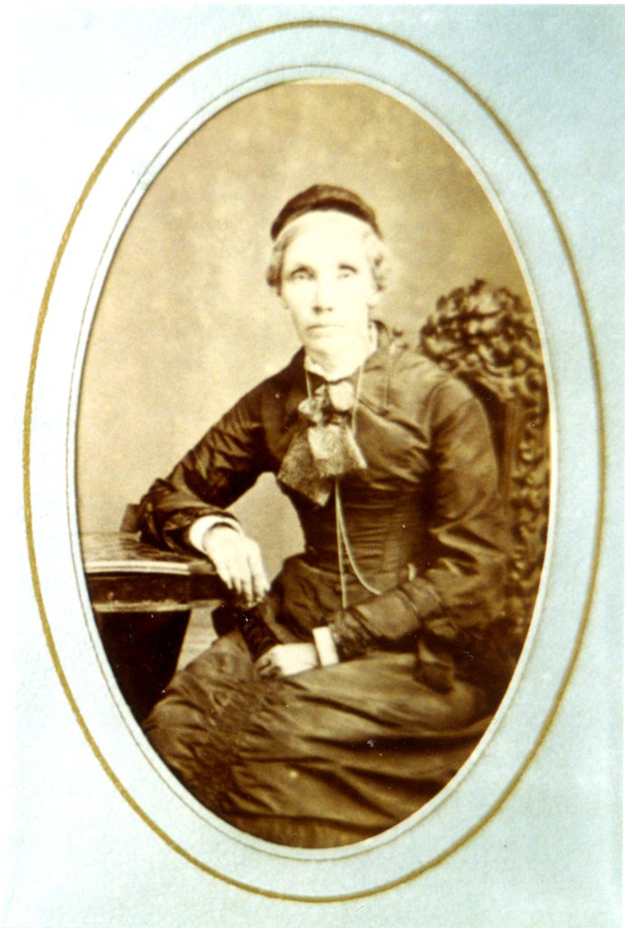 Steel Family History: Sarah Angus Dickinson
