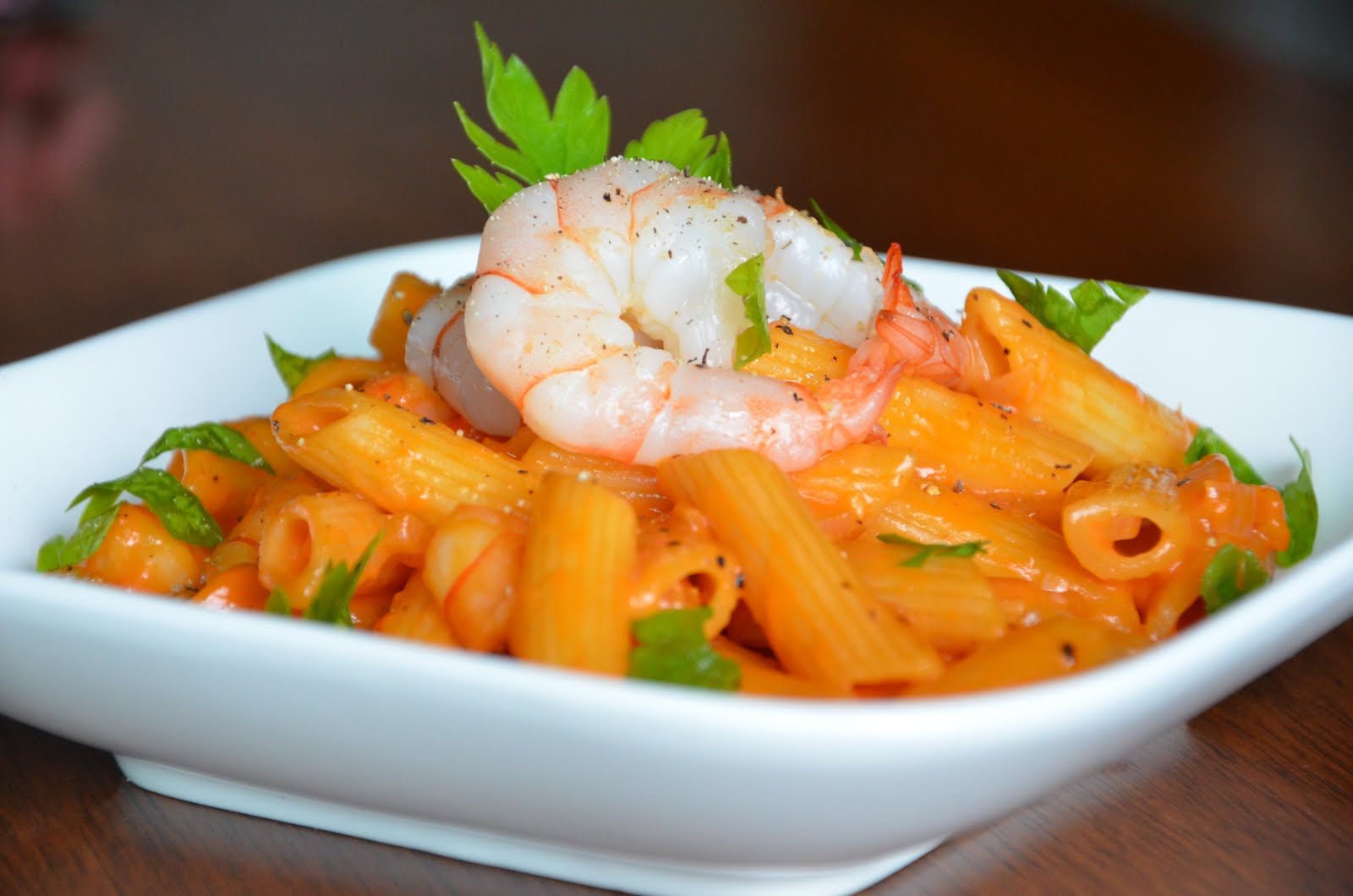 Fait Maison: Penne with Shrimps in Tomato Cream Sauce