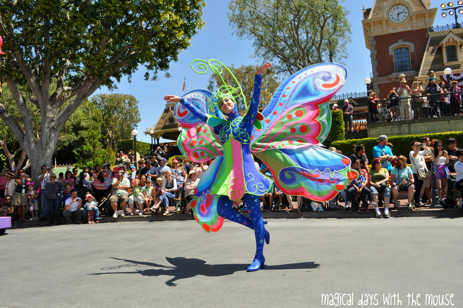 Magical Days with the Mouse: Mickey's Soundsational Parade is a HIT!