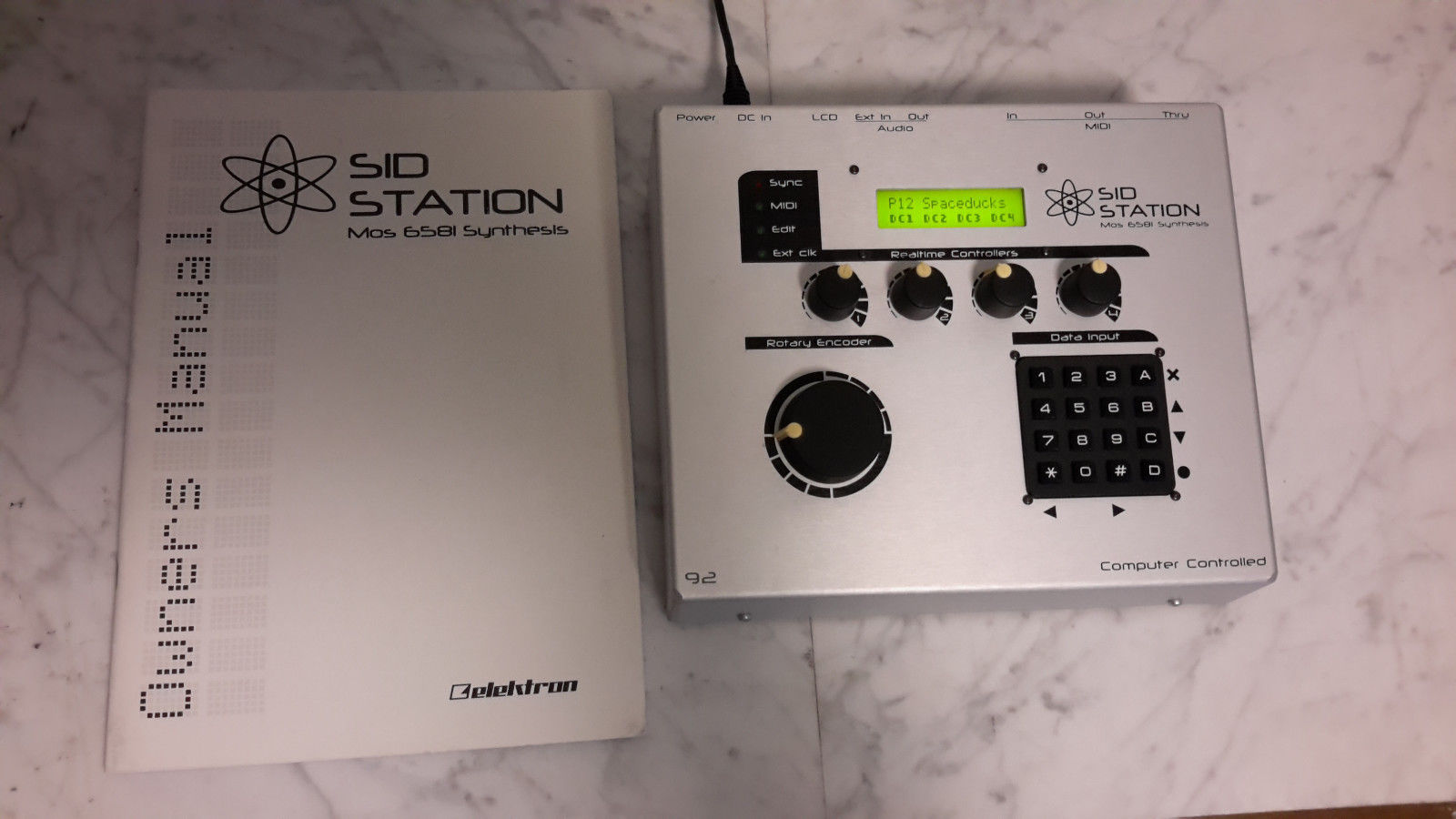 MATRIXSYNTH: Elektron Sid Station C64 MOS 6581 8-Bit Synthesizer #92