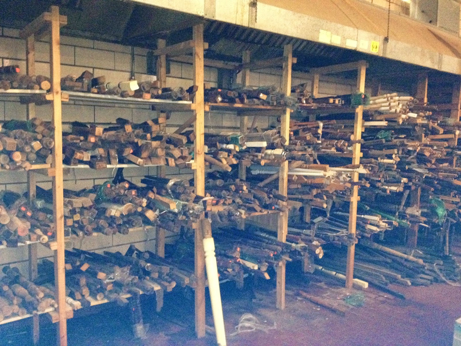 The Year of Nothing New: Buffalo ReUse: rooms of old sinks, windows ...