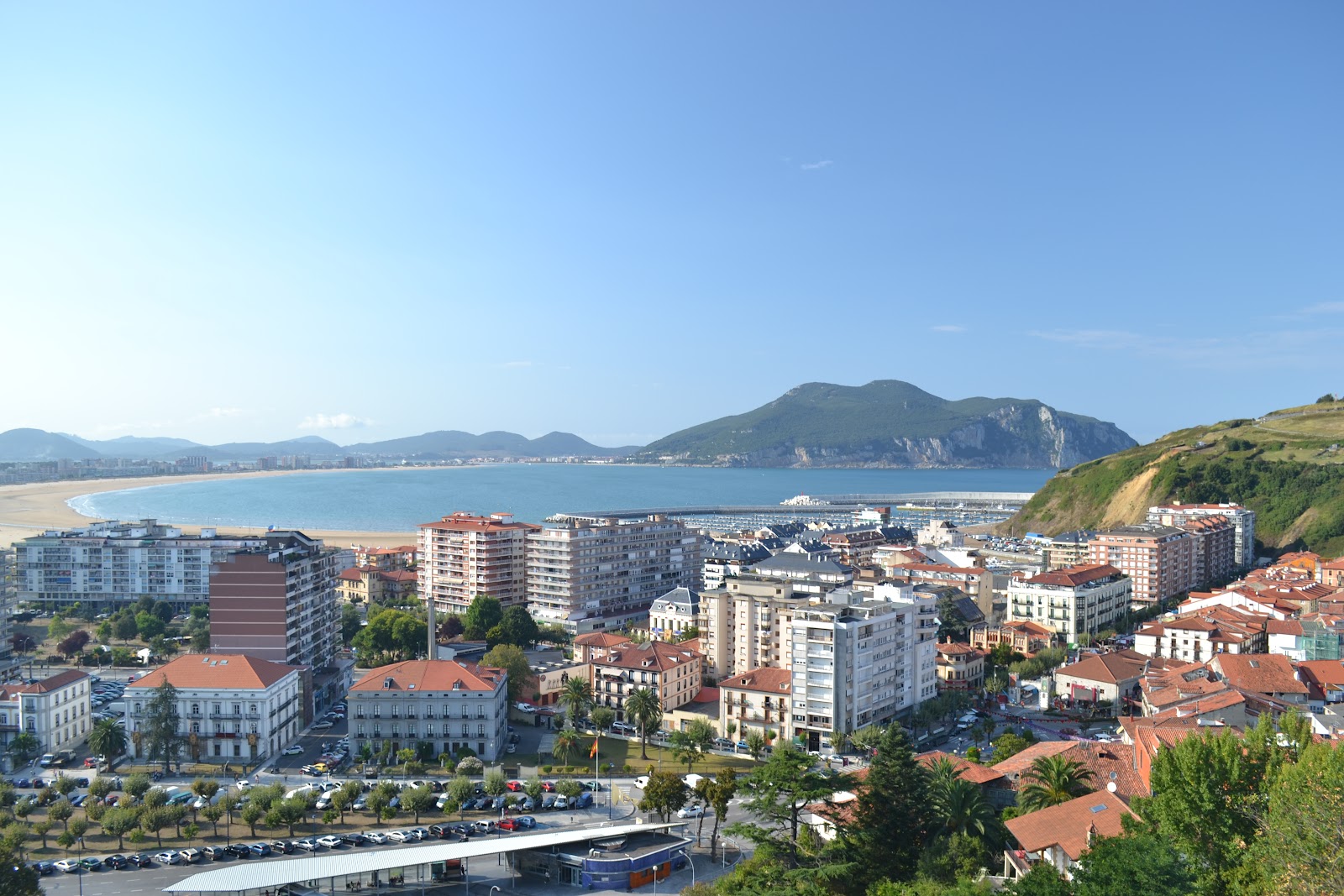 UNA MUJER DE VIAJE: LAREDO - CANTABRIA - UN MERCADO RENACENTISTA