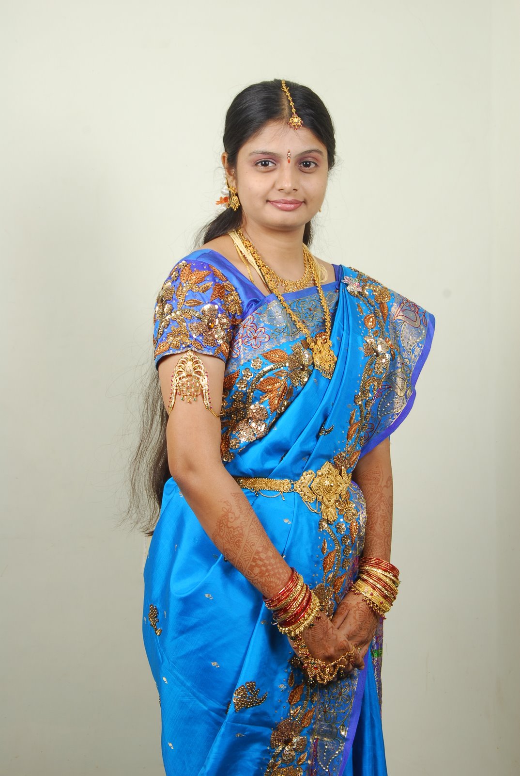 Tamil Girls: tamil girls in silk saree